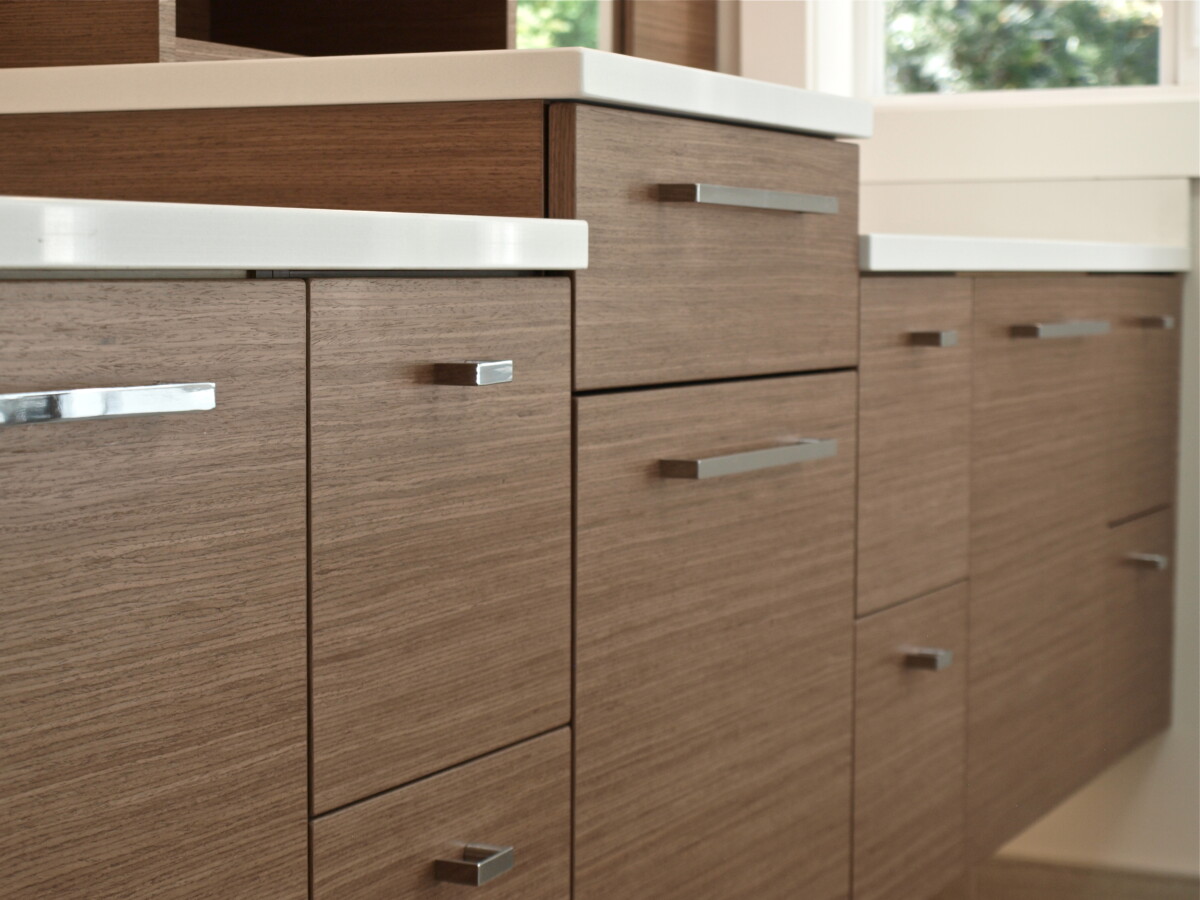 Choosing The Right Cabinet Door Material – Ceanesse Kitchens